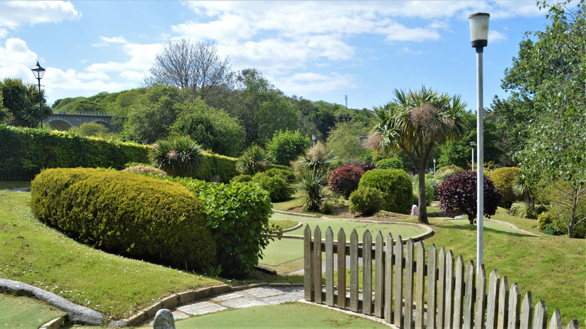 10 'Funtastic' Crazy Golf Courses In Cornwall | Cornish Vybes