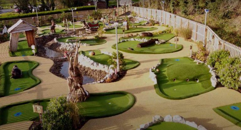 10 'Funtastic' Crazy Golf Courses In Cornwall | Cornish Vybes