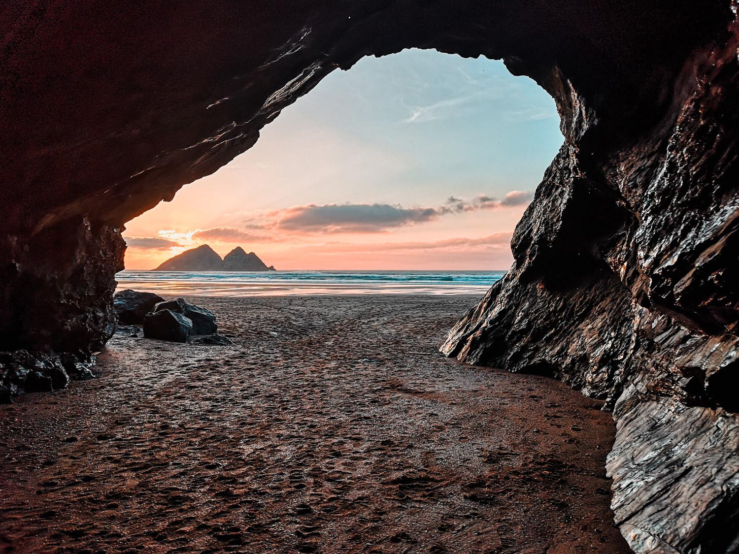 Caves of Cornwall: 7 Thrilling Underground Adventures | Cornish Vybes